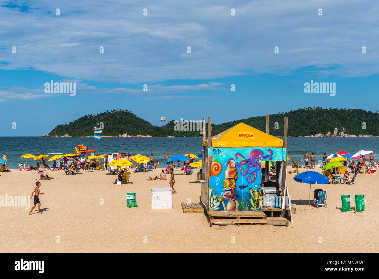 Beach "Praia do Campeche" on the Atlantic island of "Ilha de Santa ...
