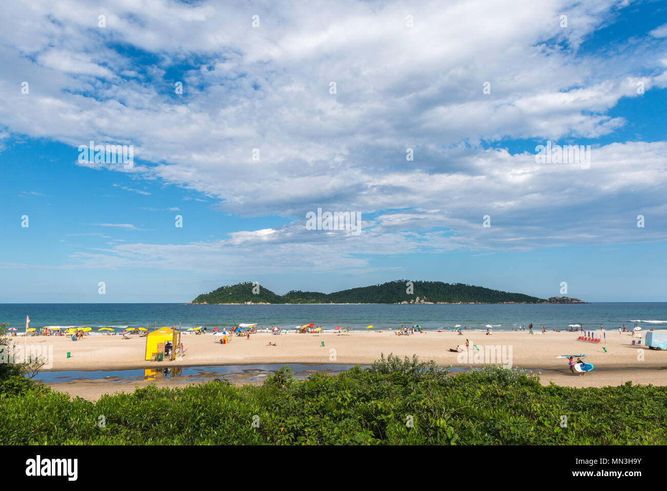 Beach "Praia do Campeche" on the Atlantic island of "Ilha de Santa ...