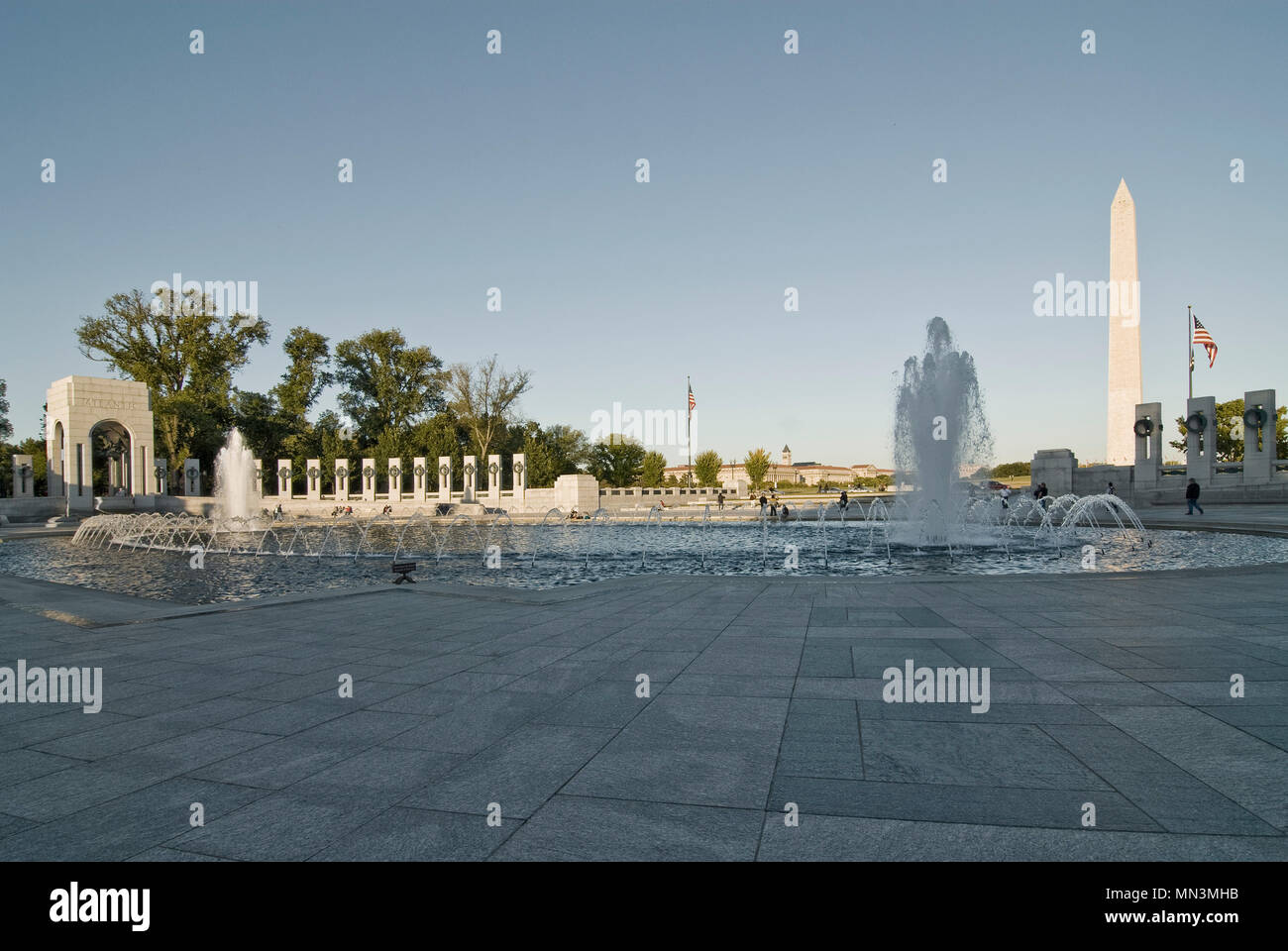 Wwii memorial water fountain hi-res stock photography and images - Alamy