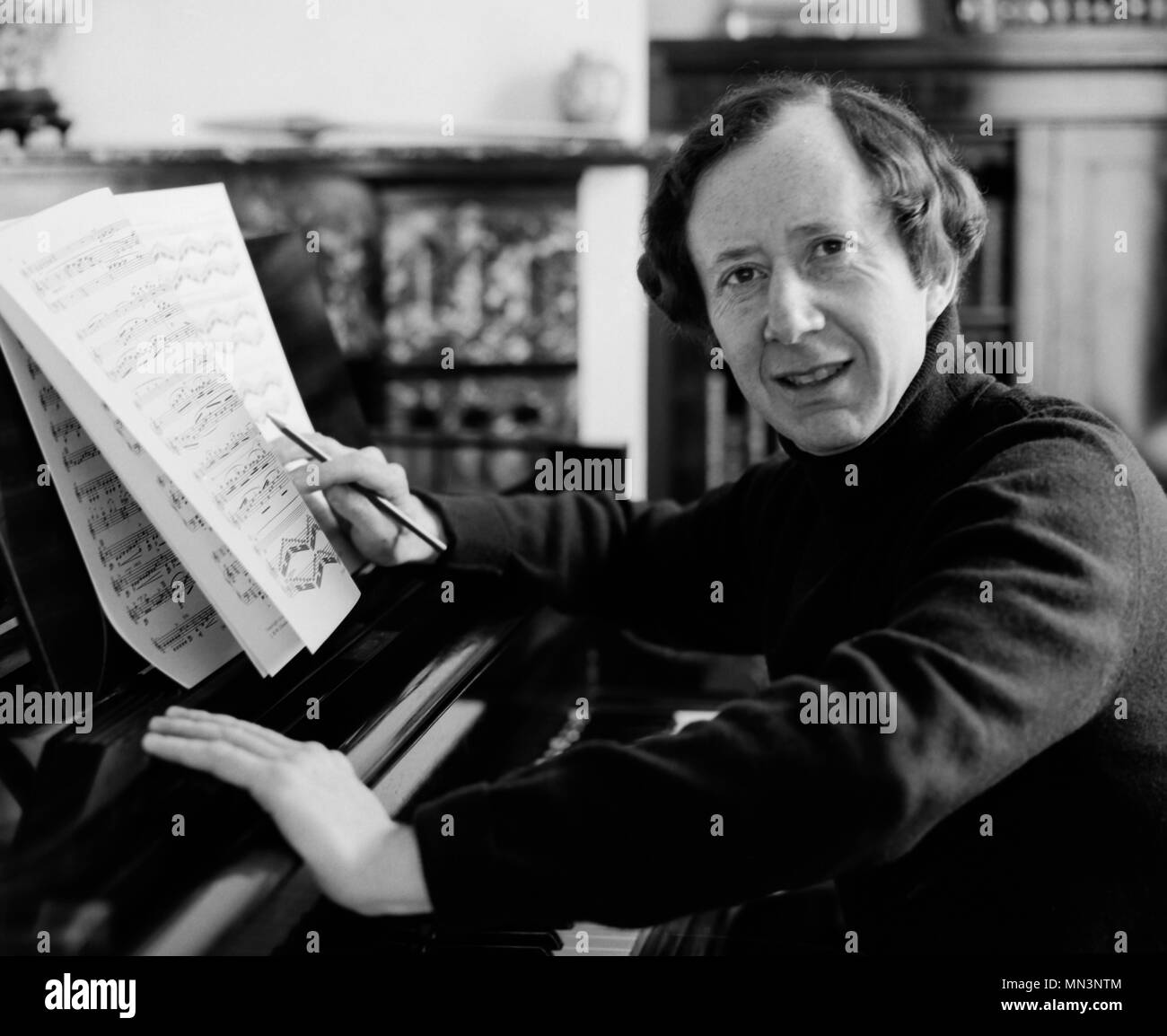 John mccabe pianist hi-res stock photography and images - Alamy