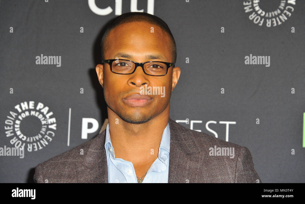 HOLLYWOOD, CA - MARCH 26: Cornelius Smith Jr. attends the 'Scandal ...