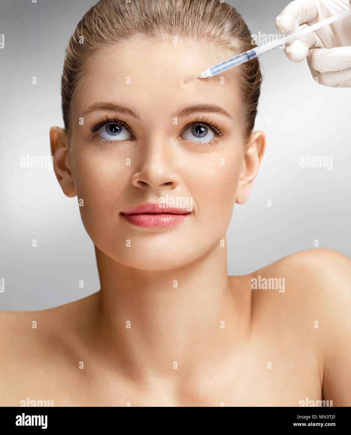 Hands to forehead hi-res stock photography and images - Alamy