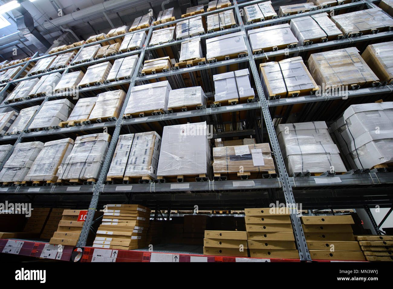 Warehouse storage racks boxes goods hi-res stock photography and images ...