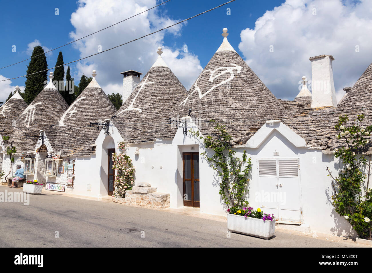 Trullo trulli hi-res stock photography and images - Alamy