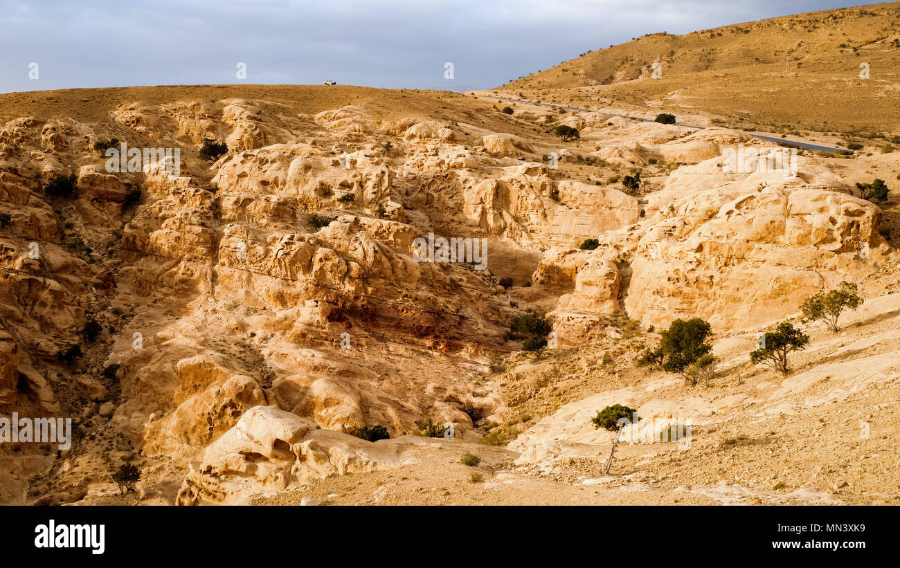 Arid climate landscape with sky on a sunny day Stock Photo - Alamy