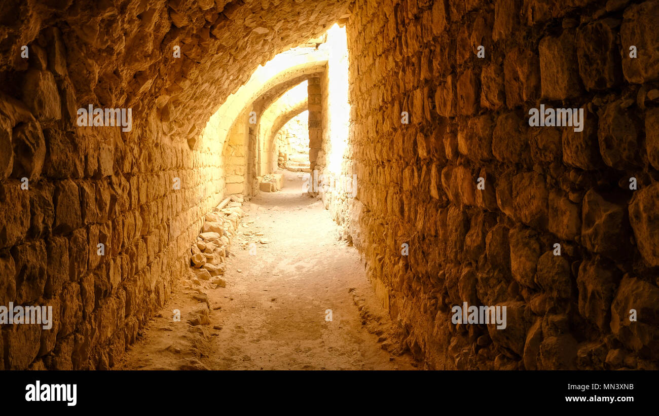 Ruins in the crusader castle of Shoubak Stock Photo - Alamy