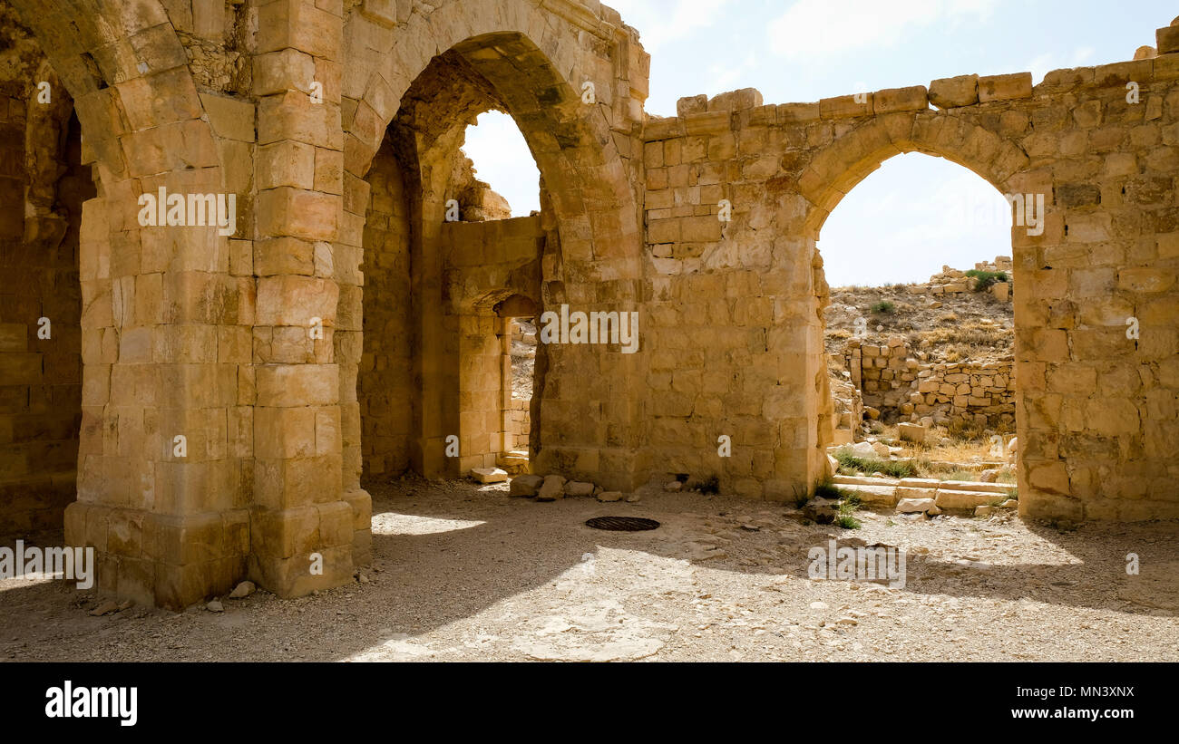 Ruins in the crusader castle of Shoubak Stock Photo - Alamy