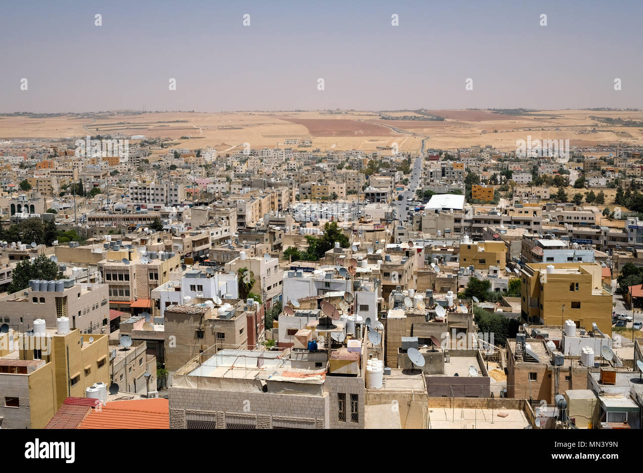 Separation between the urban and rural area in an middle eastern city ...