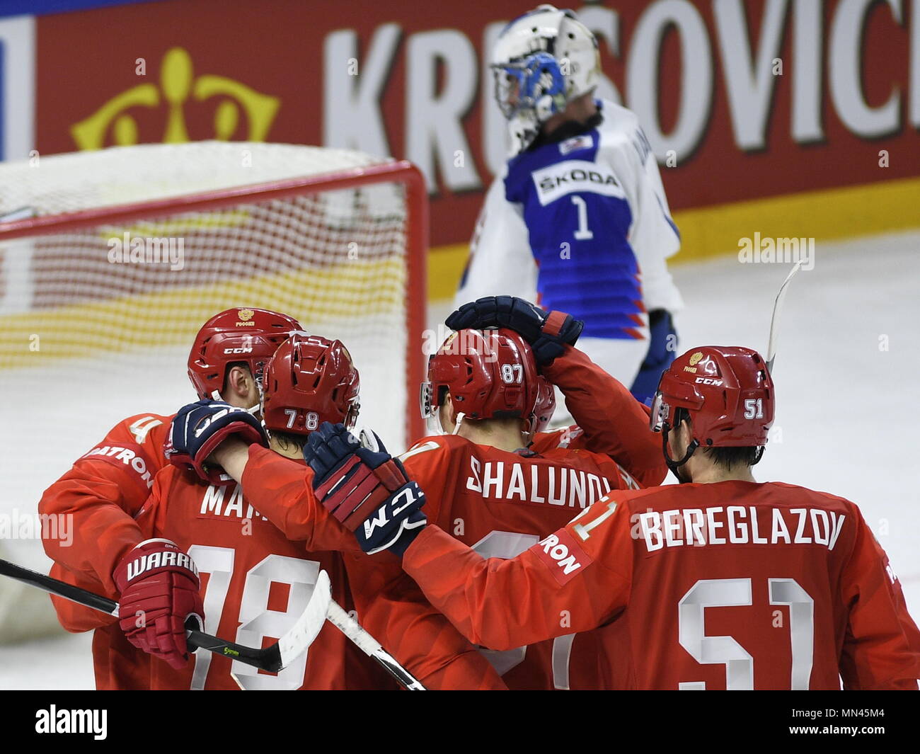 Maxim mamin hi-res stock photography and images - Alamy