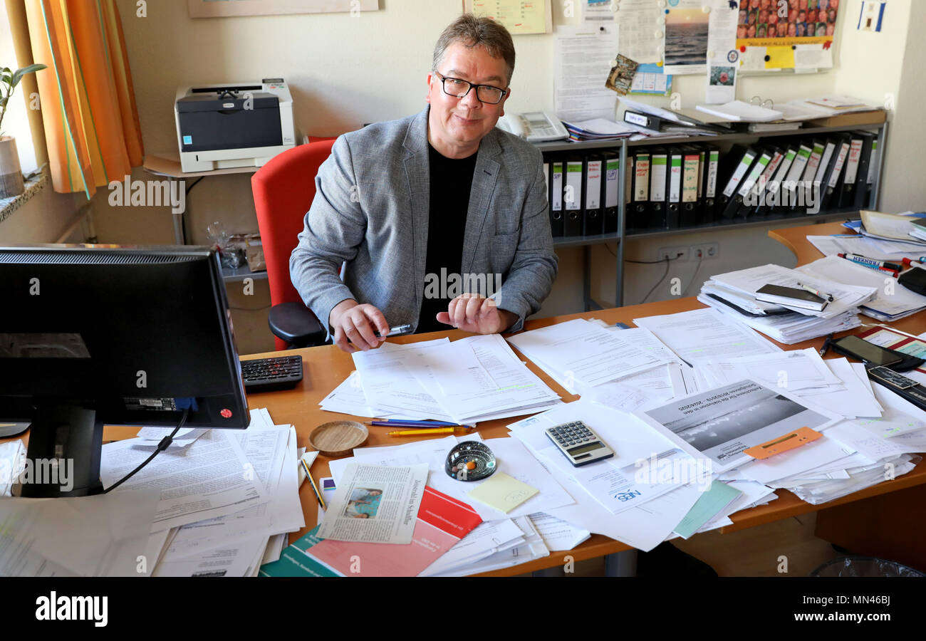 Headmaster school office hi-res stock photography and images - Alamy