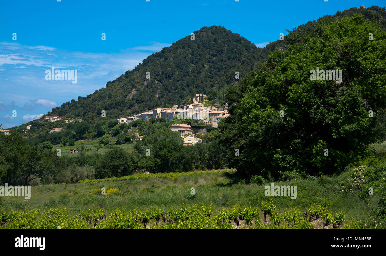 Seguret hi-res stock photography and images - Alamy
