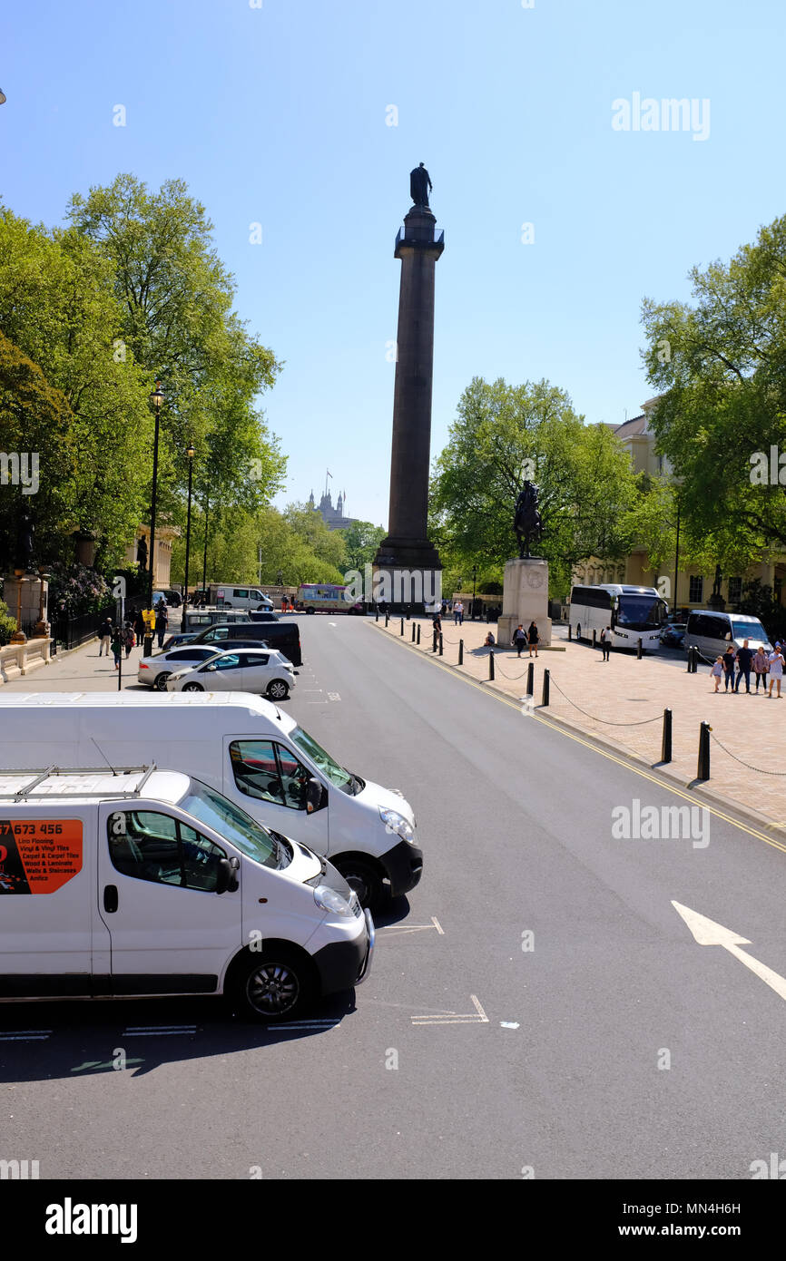 Duke of York column and Edward VII Memorial Statue on Waterloo Steps ...