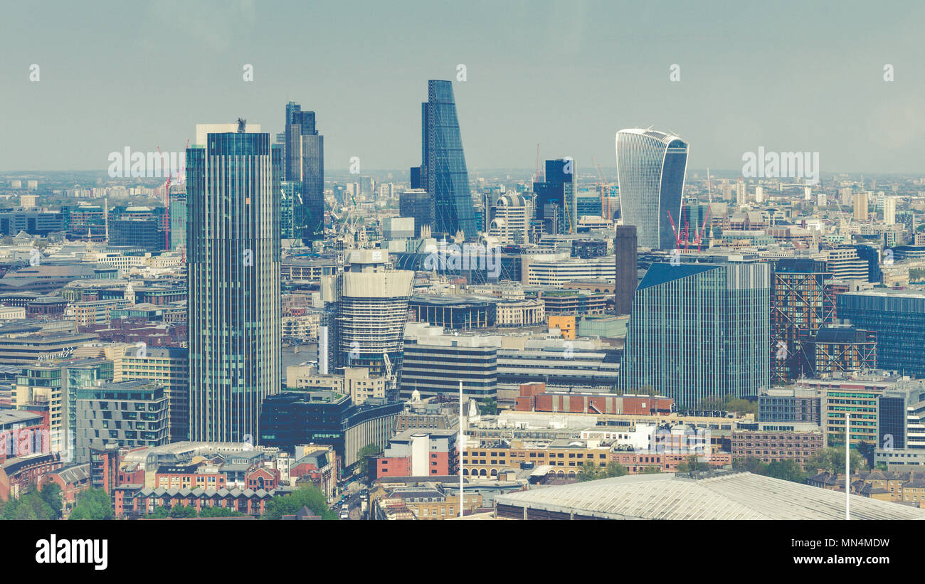 London skyline landmarks sunny hi-res stock photography and images - Alamy