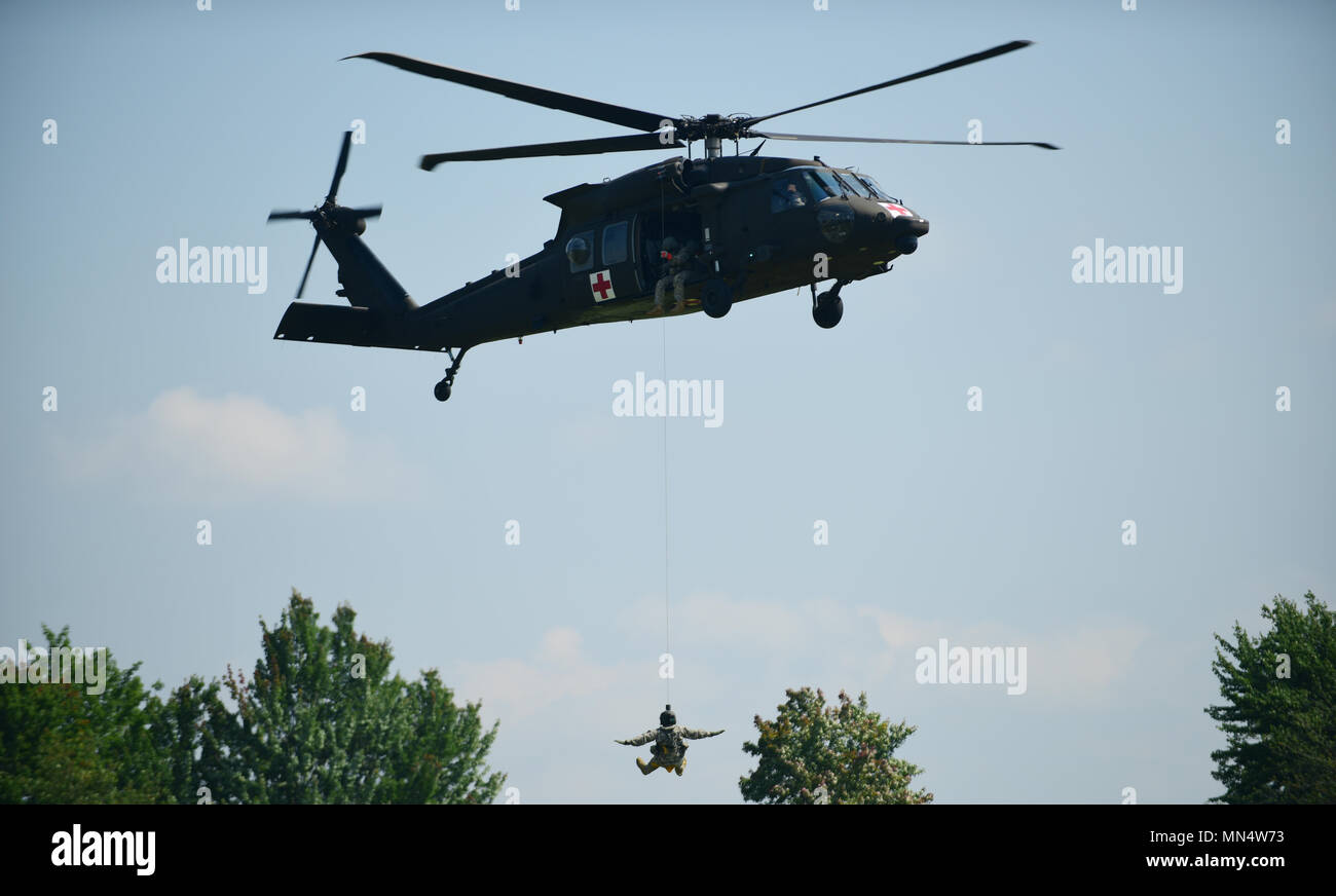 189th general support aviation battalion hi-res stock photography and ...