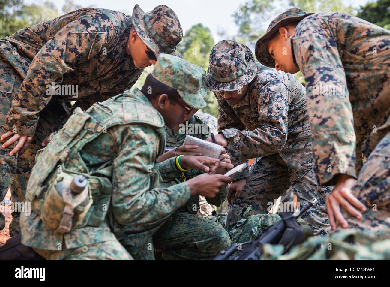 3rd battalion singapore guards hi-res stock photography and images - Alamy