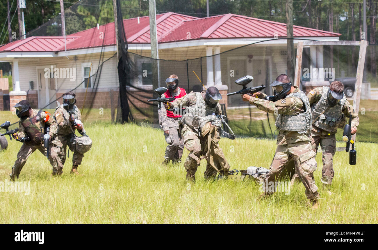 Soldiers of Charlie Company, 703rd Brigade Support Battalion, 2nd ...