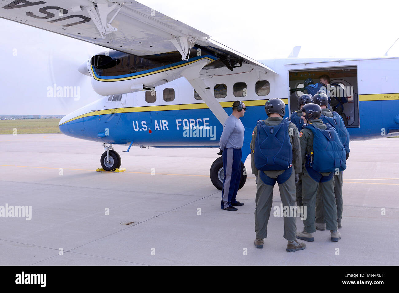 Airmanship 490, Basic Freefall Parachuting students, load onto a UV-18 ...