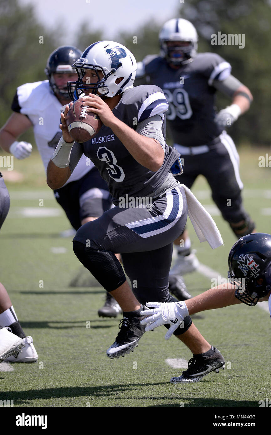 Cadet Candidate Wayne Overman looks for a receiver as the U.S. Air ...