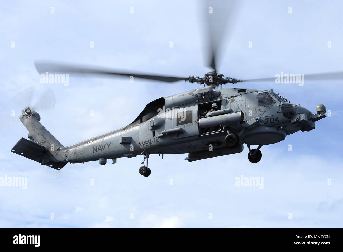171018-N-PE636-137 ATLANTIC OCEAN (Oct. 18, 2017) An MH-60R Seahawk ...