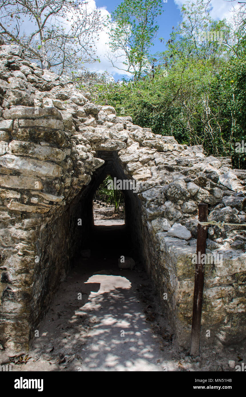 Old structure made by mayan natives of Mexico Stock Photo - Alamy
