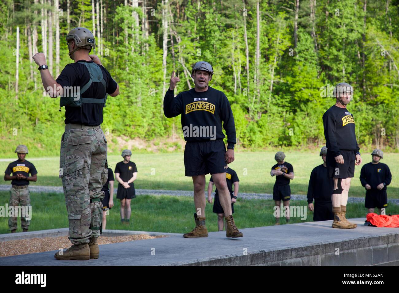 5th ranger training batalion hi-res stock photography and images - Alamy