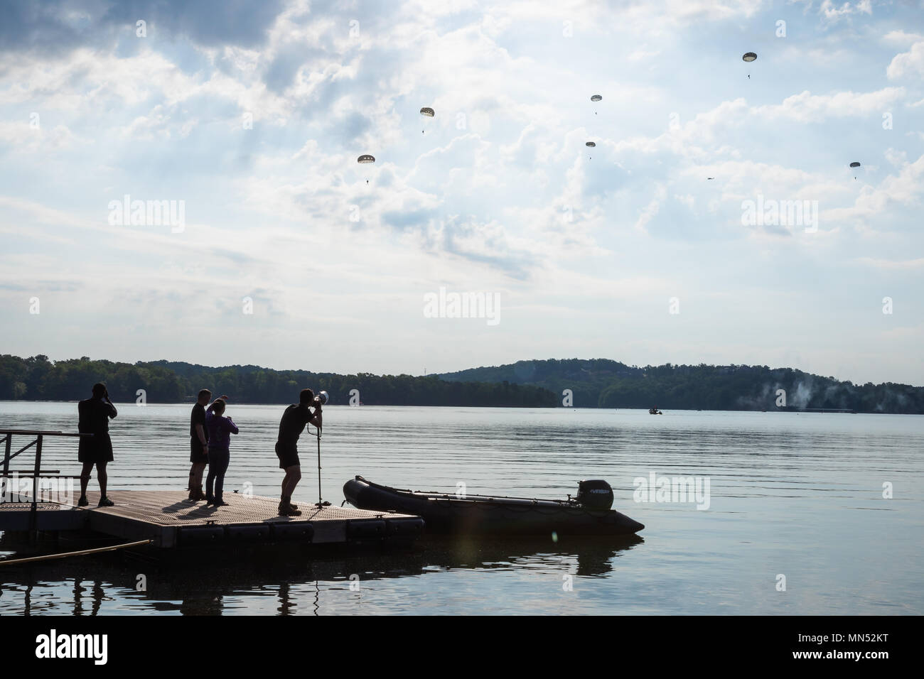 Paratroopers with the 5th Ranger Training Battalion (5th RTB), Camp ...