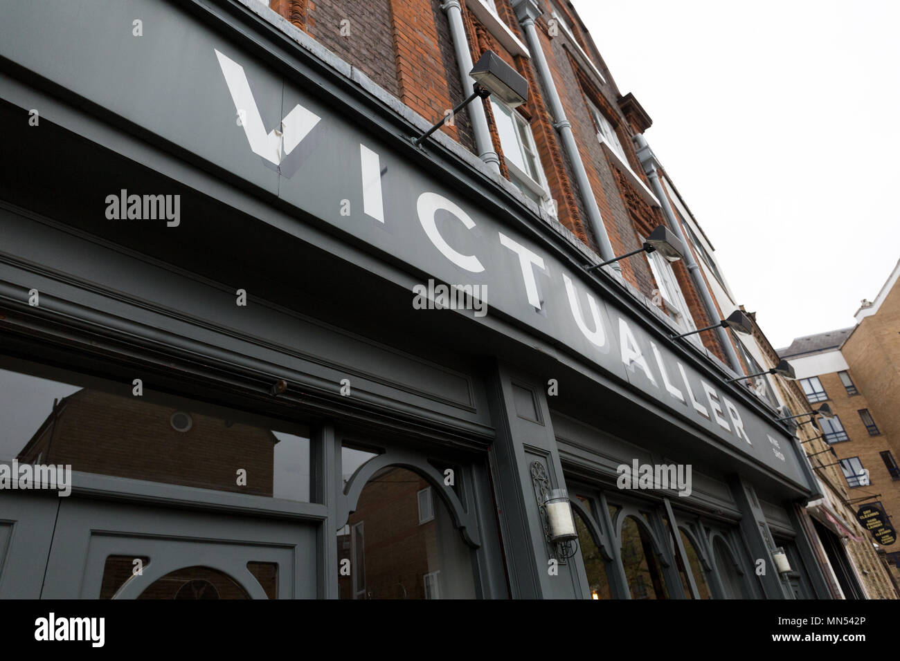 Victualler hi-res stock photography and images - Alamy