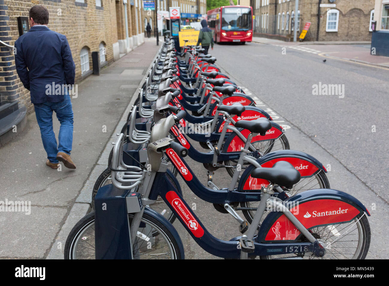Santander Bike Docks High Resolution Stock Photography and Images - Alamy