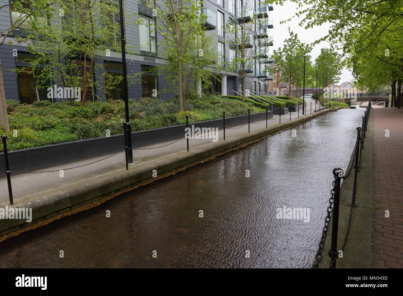 Wapping canal hi-res stock photography and images - Alamy