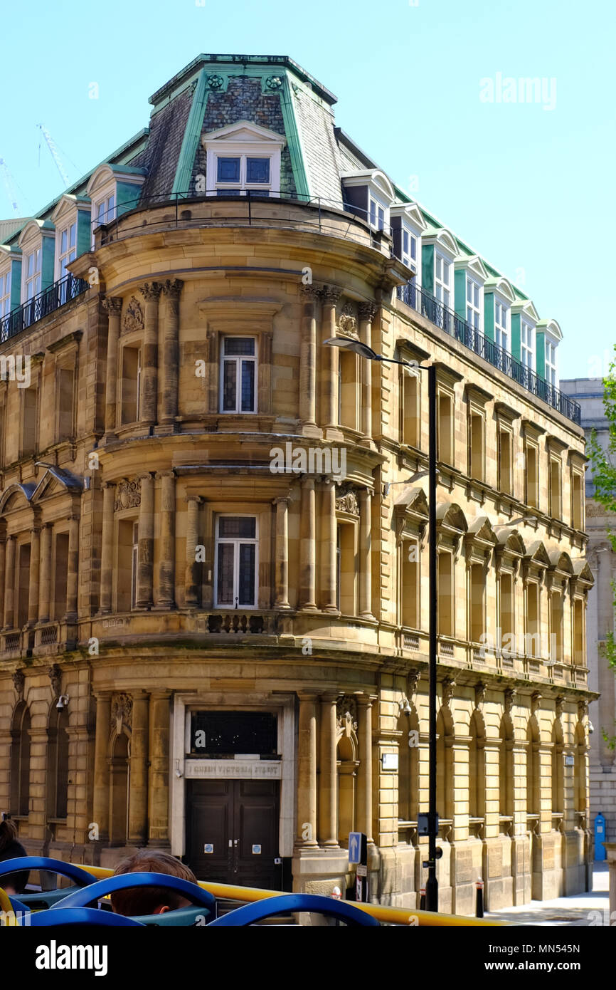 Queen Victoria Street London Stock Photo - Alamy