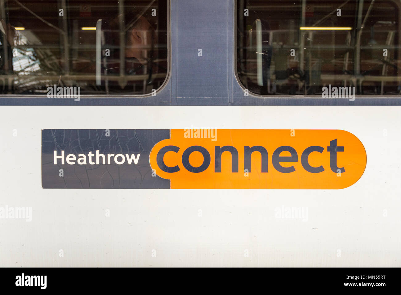 Tfl logo hi-res stock photography and images - Alamy