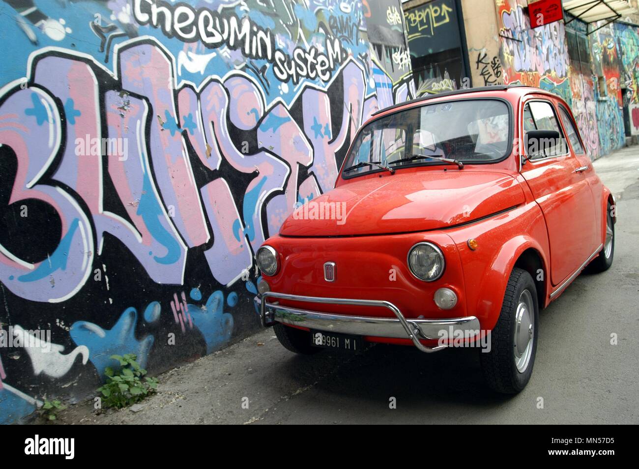 Milan (Italy) Fiat 500 car Stock Photo - Alamy