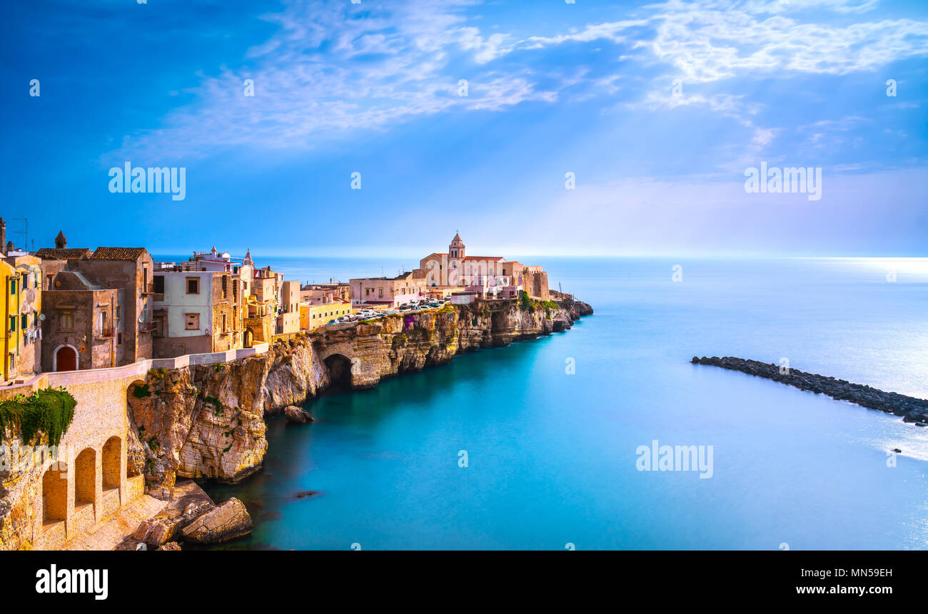 Vieste cathedral hi-res stock photography and images - Alamy