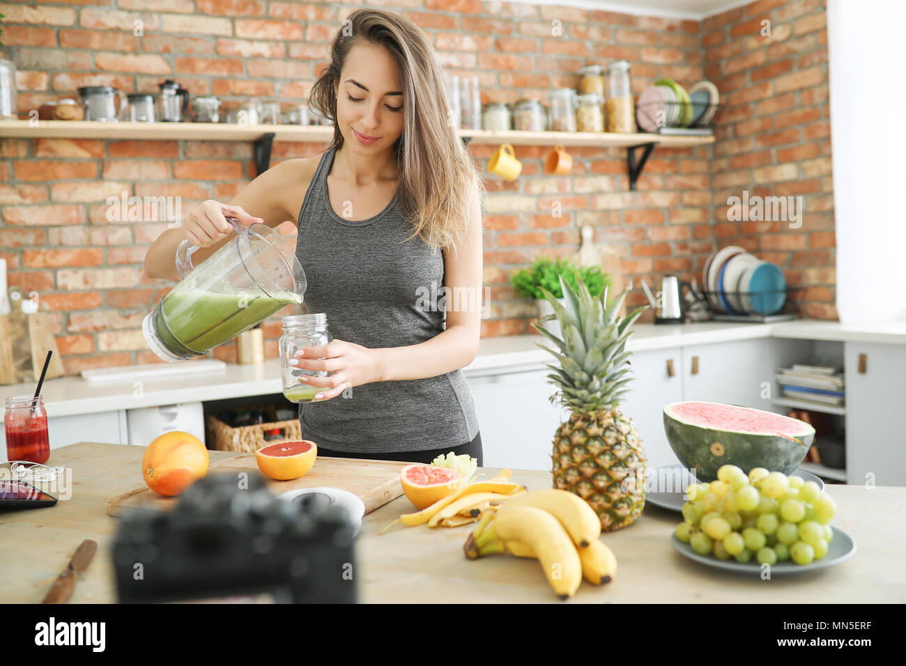 Food vlogger in the kitchen Stock Photo - Alamy