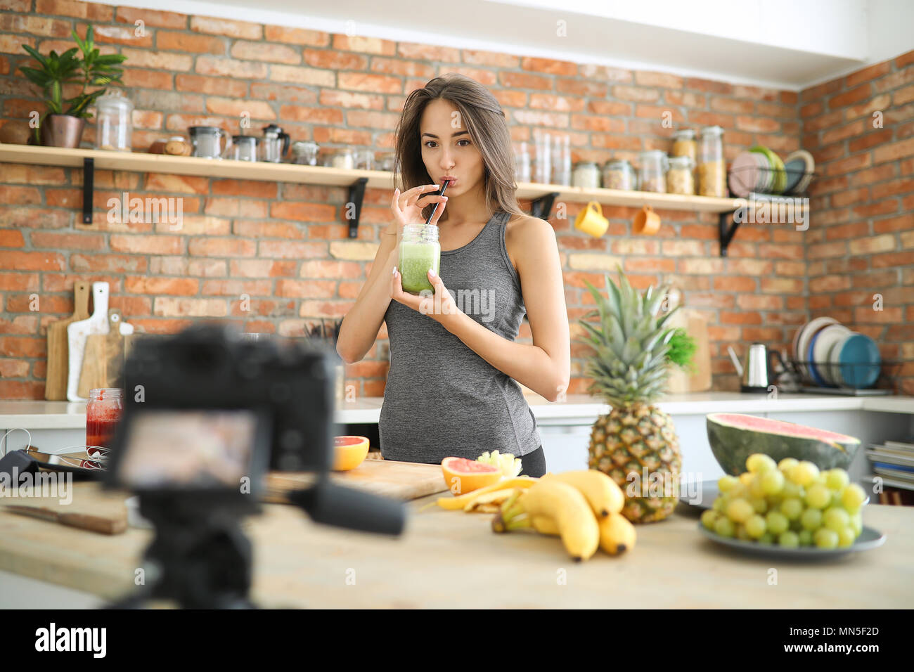 Food vlogger in the kitchen Stock Photo - Alamy