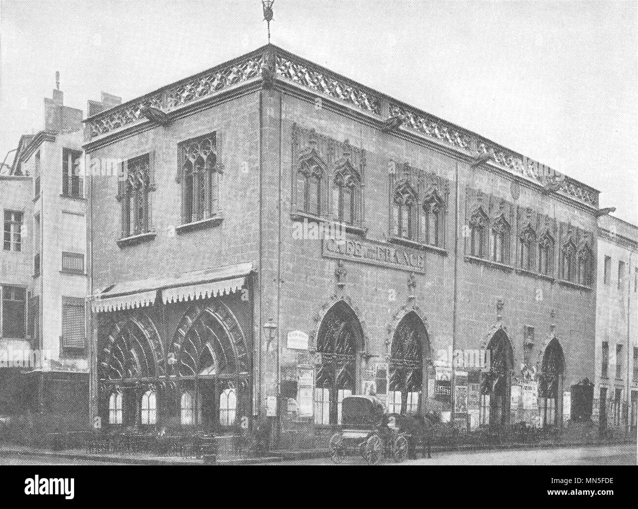 Loge hi-res stock photography and images - Alamy