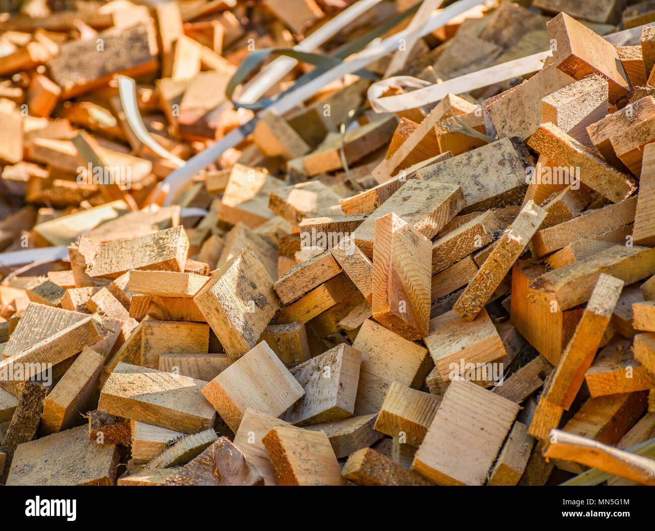 The structure of the old tree. Boards unsuitable for construction. Wood ...