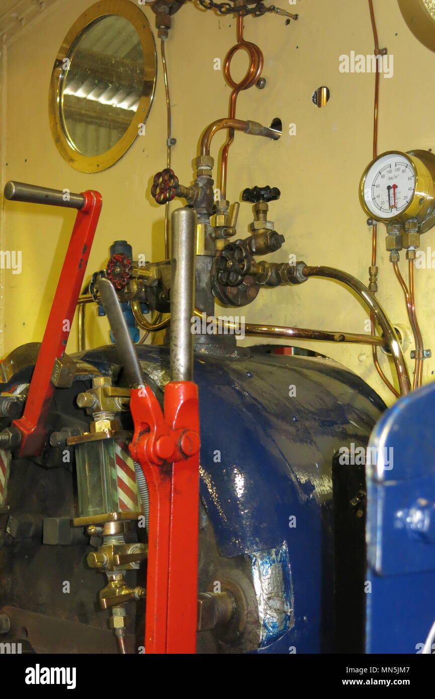 Steam engine throttle valve hi-res stock photography and images - Alamy