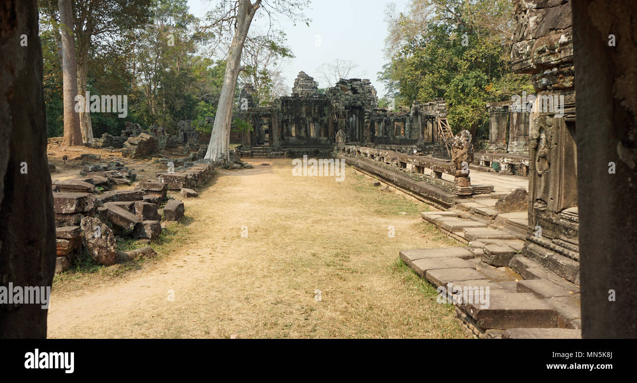 ancient temple complex of ankgor wat in cambodia Stock Photo - Alamy