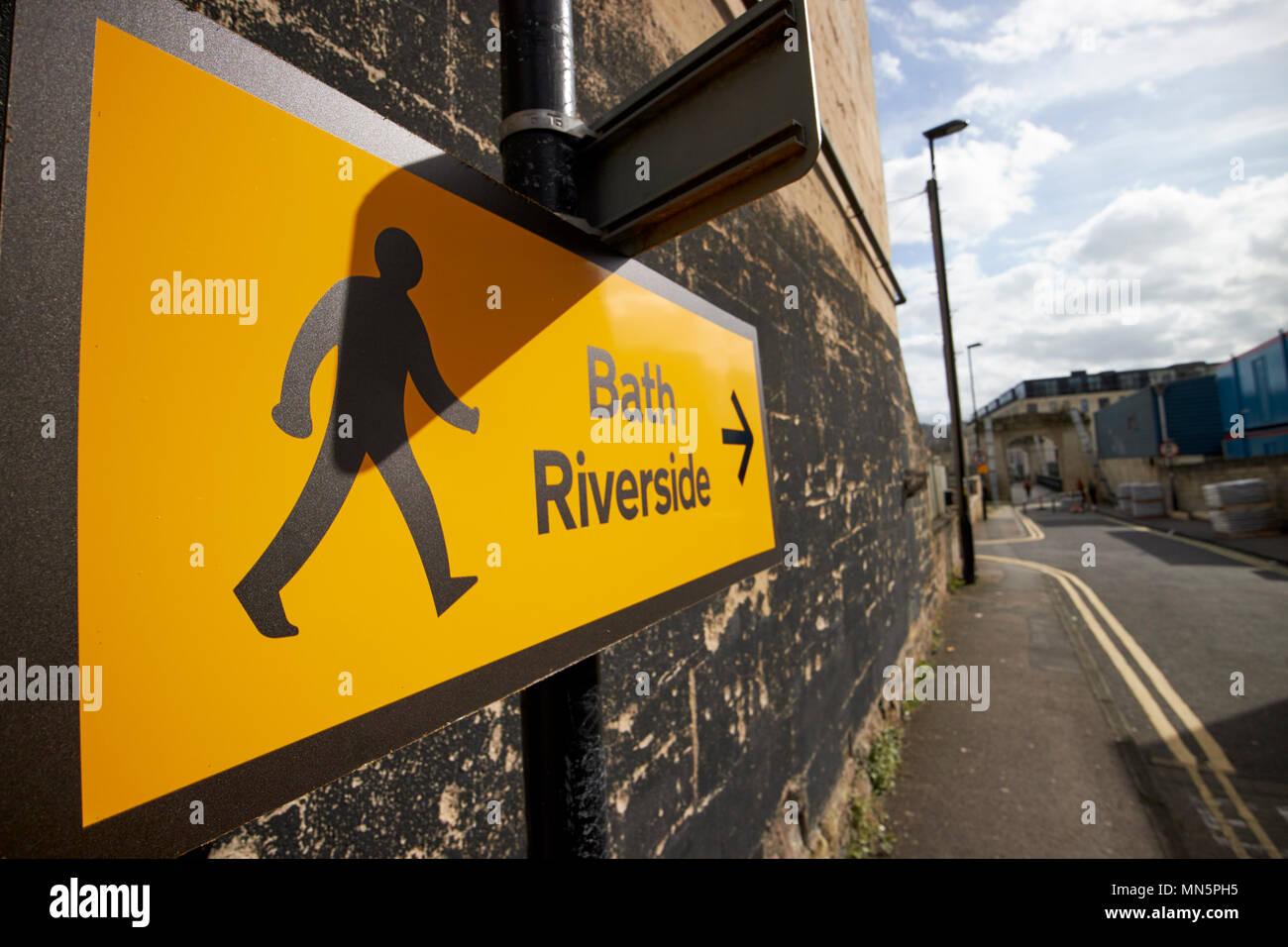 temporary pedestrian directions sign to Bath Riverside Development ...