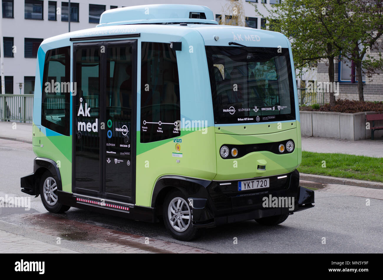 Self driving bus hi-res stock photography and images - Alamy
