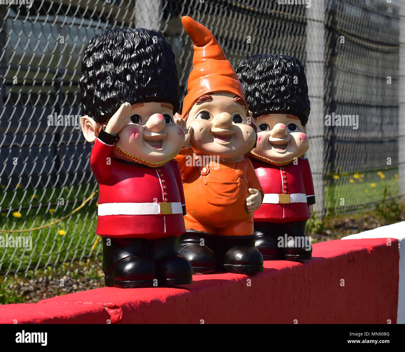 The Gnomes of Donington, Historic Touring Car Challenge, Tony Dron ...