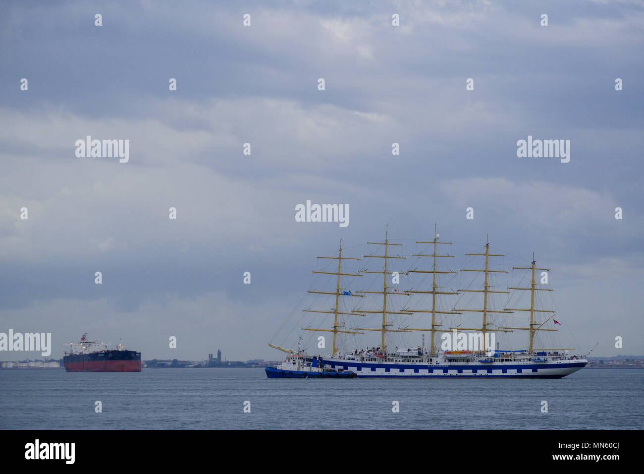 Five mast hi-res stock photography and images - Alamy