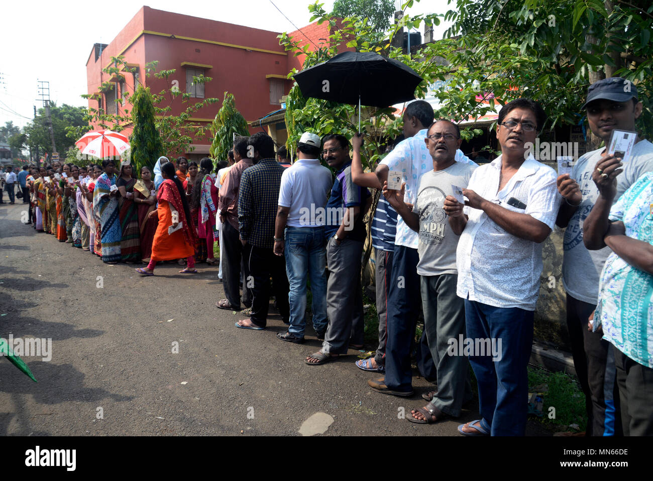 Indian voter id queue hi-res stock photography and images - Alamy