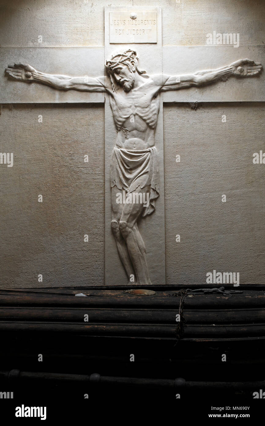 Jesus of Nazareth on the Cross. Roceleta Cemetery, Buenos Aires ...