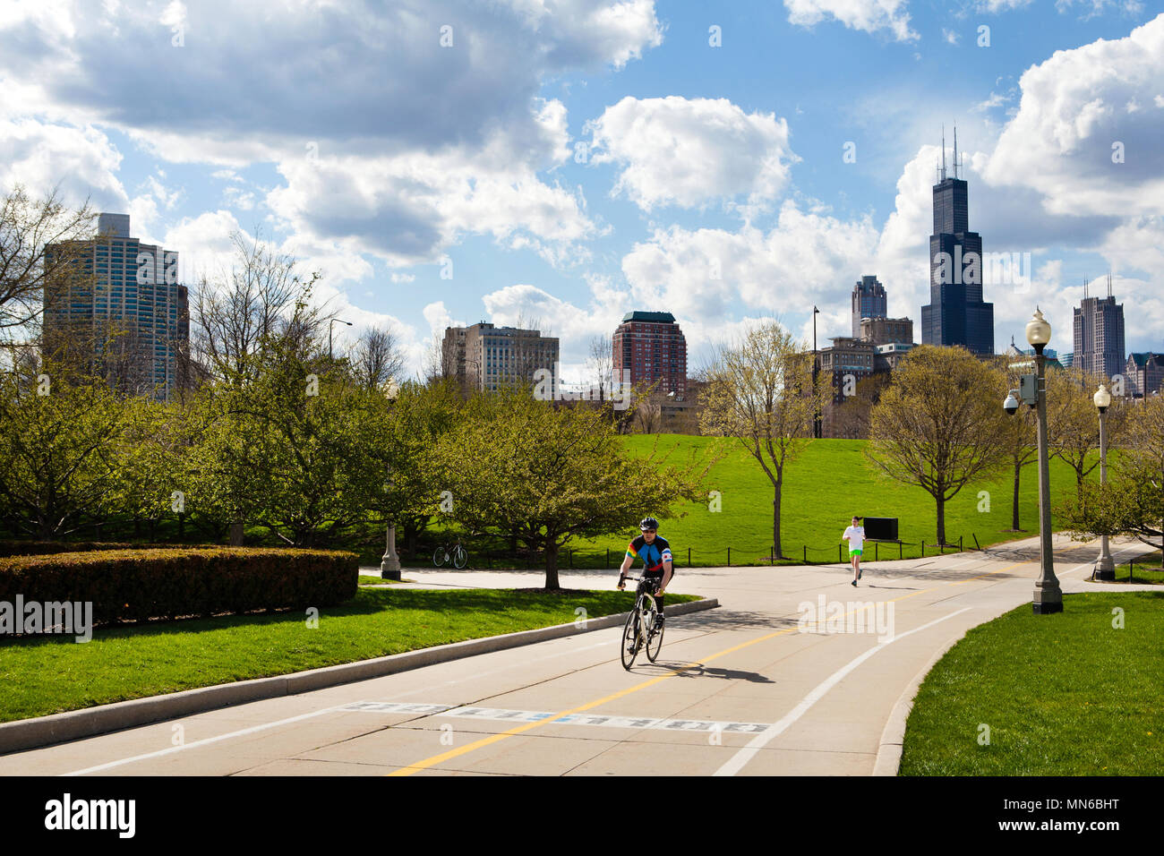 Chicago harbor bicycle hi-res stock photography and images - Alamy