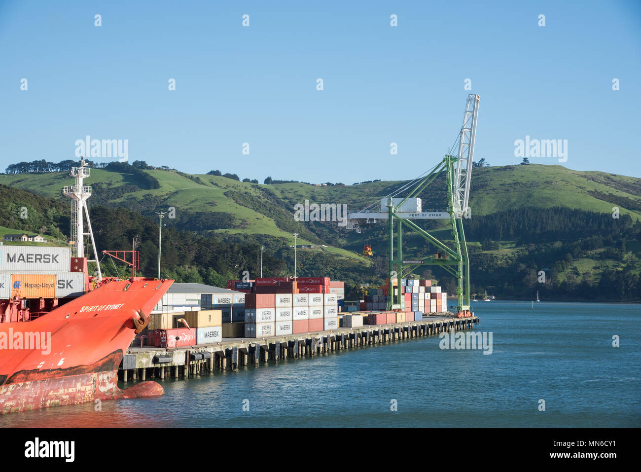 Port chalmers shipping hi-res stock photography and images - Alamy