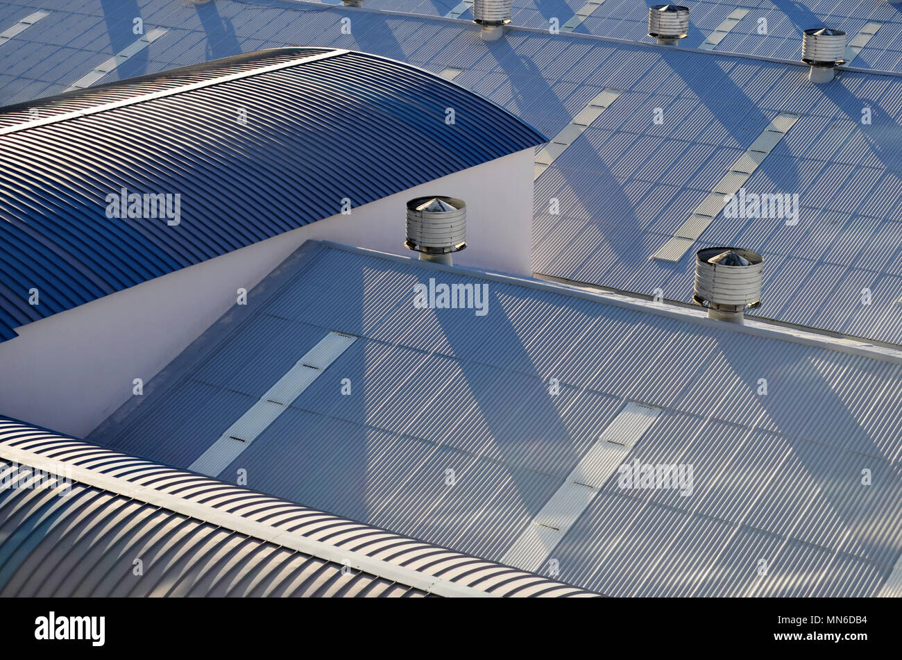 Industrial roofing hi-res stock photography and images - Alamy