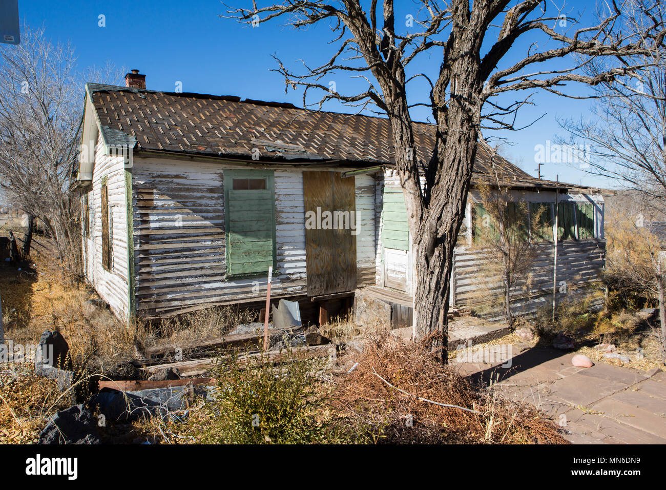 A derelict shack on route66, Arizona Stock Photo - Alamy
