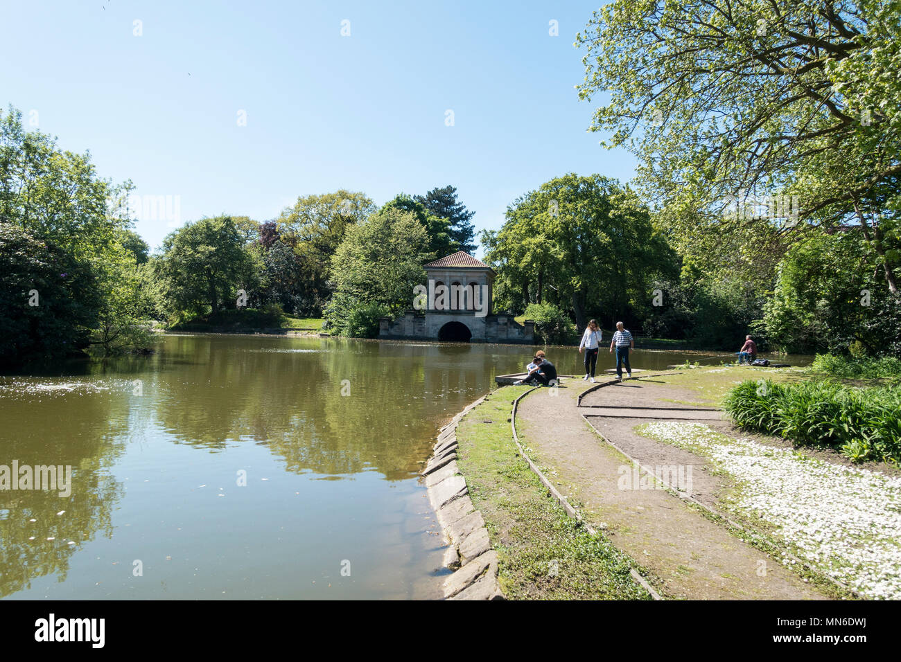 Boathouse at birkenhead park hi-res stock photography and images - Alamy
